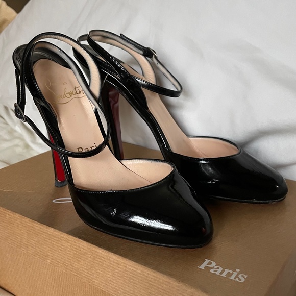 Christian Louboutin | Shoes | Christian Louboutin Red Bottom Black ...